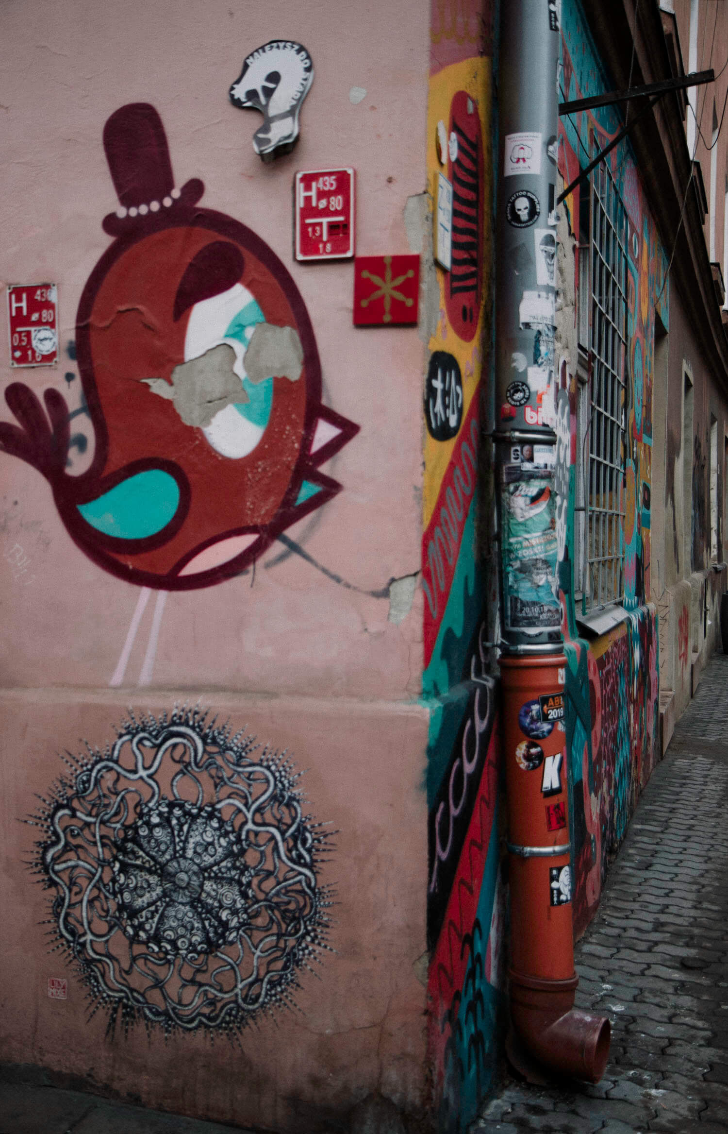 Krakow walking tour: Kazimierz and the Jewish Ghetto - Along Came An ...